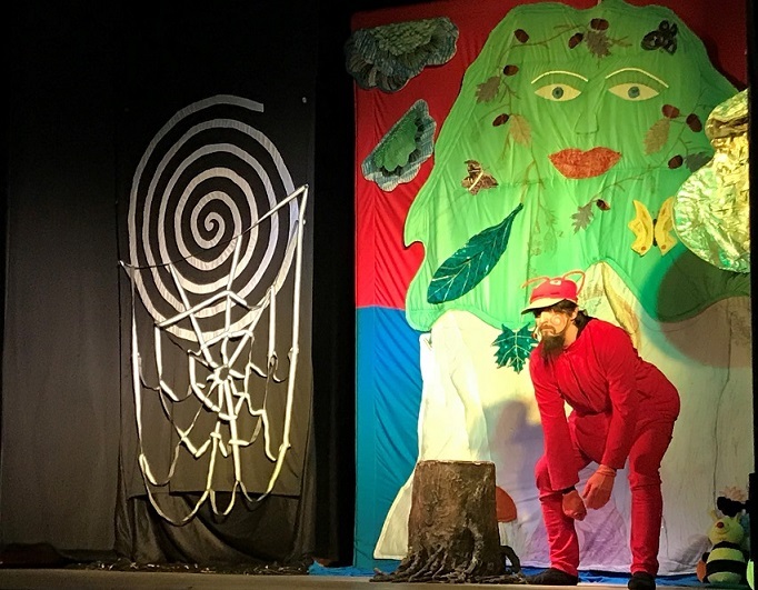 " Przygody zazdrosnego Liliputka" - teatrzyk w MDK - gr I i VI